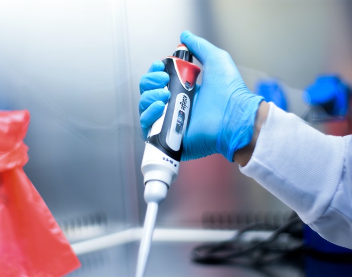 Pipettes de laboratoire ergonomiques